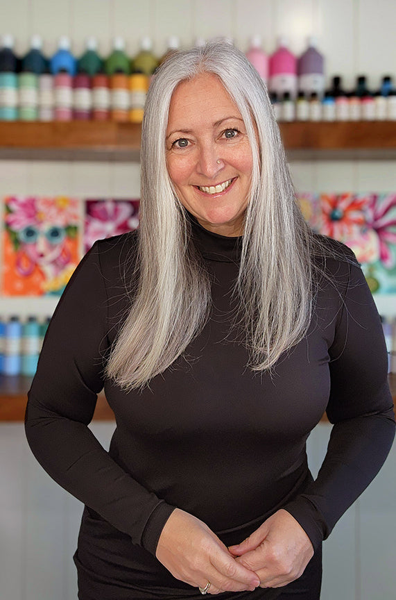 Yvette St. Amant – Let's Get Artsy